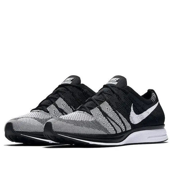 Nike Flyknit Trainer 2018 "oreo" Sneakers