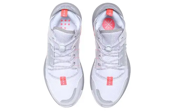 LI-NING Wade Wowls Sneakers