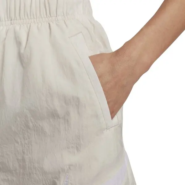 Nike Essential Woven Shorts - White
