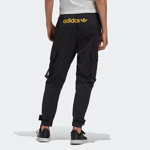 Adidas Originals Tech Pant Multiple Pockets Cargo Sweatpants
