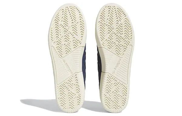 Adidas Originals Tyshawn Low Sneakers