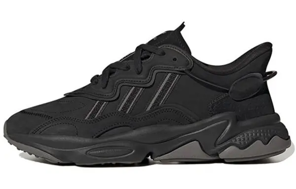 Adidas Originals Ozweego Low Top Sneakers - Black