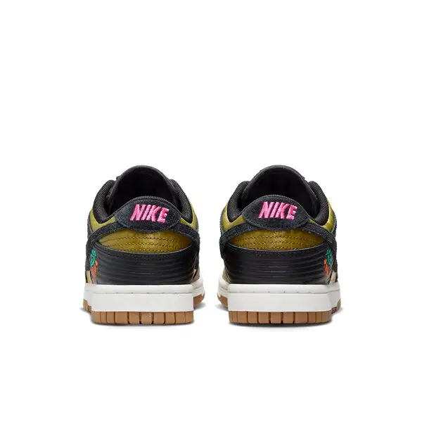 Nike Dunk Low "da De Muertos" Sneakers - Black/gold