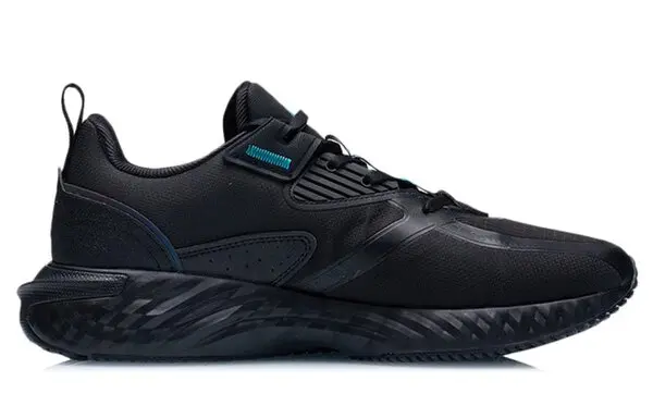 LI-NING Plus Sneakers