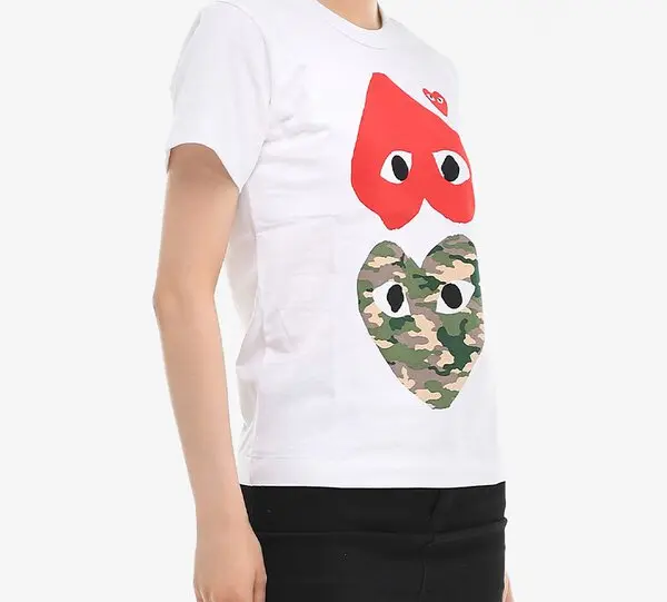 Play Comme Des Garcon Camouflage Heart Logo T-shirt