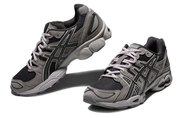 Asics Gel-nimbus Sneakers - Grey/black