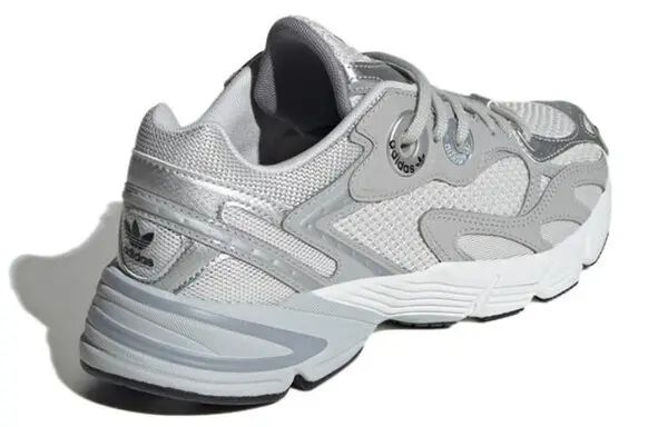 Adidas Astir "triple Grey" Sneakers - Gray/silver