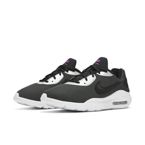 Nike Max Oketo Wntr Sneakers