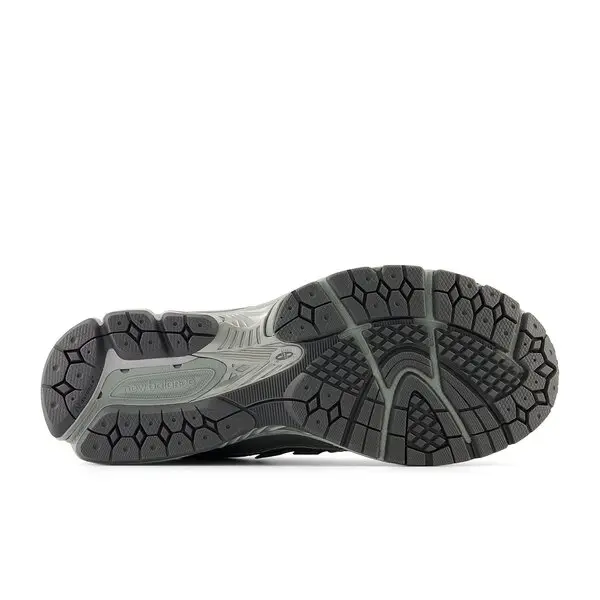 NEW BALANCE 1906r Athletic Sneakers