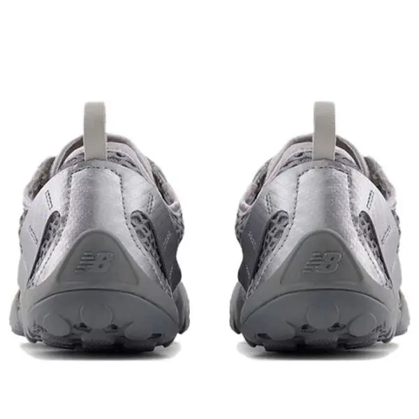 NEW BALANCE Mt10 Sneakers - Grey