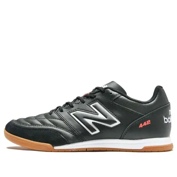 NEW BALANCE 442v2 Team Indoor Soccer Shoes - Black/white