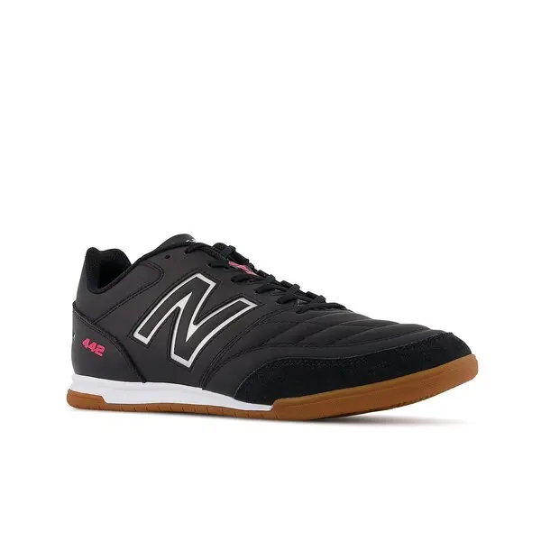 NEW BALANCE 442v2 Team Indoor Soccer Shoes - Black/white
