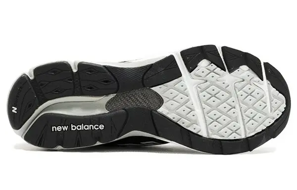 NEW BALANCE 990v3 Made In Usa Sneakers - Black