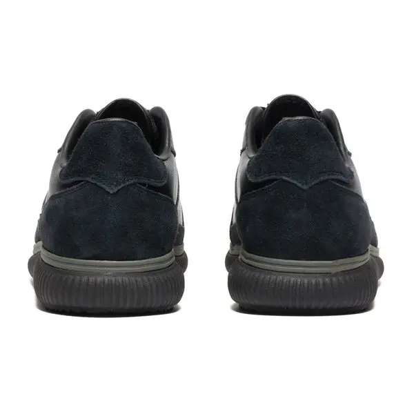 Onitsuka Tiger Delecity L Sneakers - Black/black