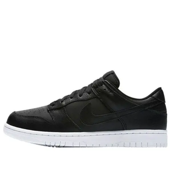 Nike Dunk Low Black White