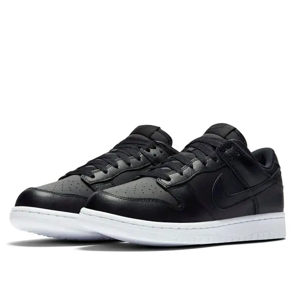 Nike Dunk Low Black White