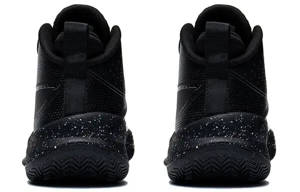 LI-NING Superlight Sneakers