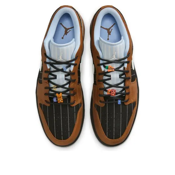 JORDAN 1 Low Se Sneakers