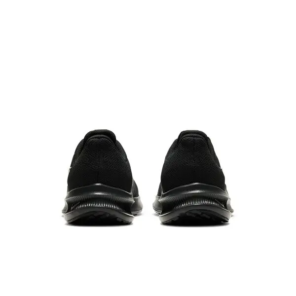 Nike Downshifter 11 Low Top Sneakers - Black