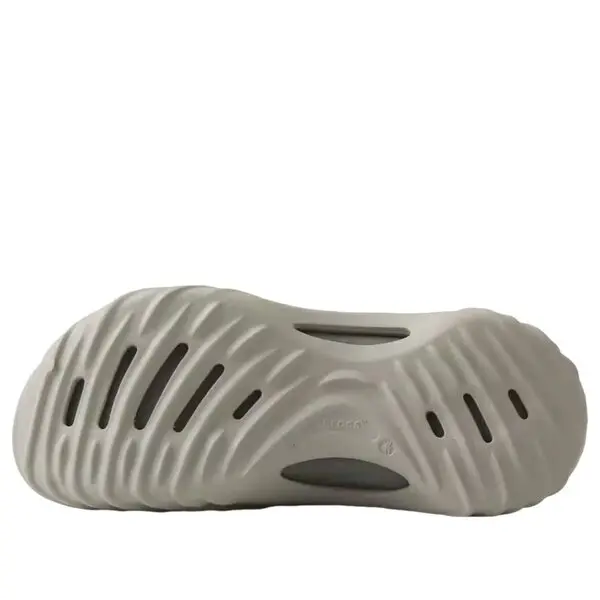 CROCS Echo Wave "elephant" Clogs - Grey
