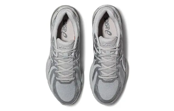 Asics Gel-flux 4 Low Top Sneakers - Light Grey/silver