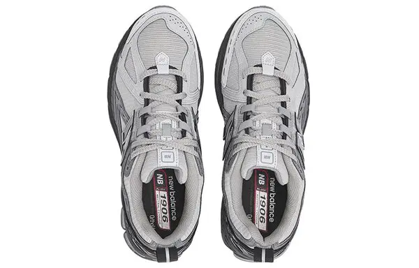 NEW BALANCE 1906r Sneakers - Grey Black