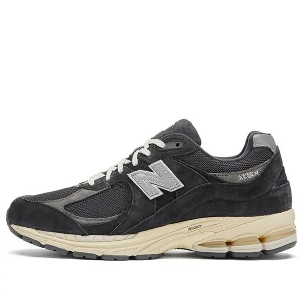 NEW BALANCE 2002r "phantom" Lace-up Sneakers - Black