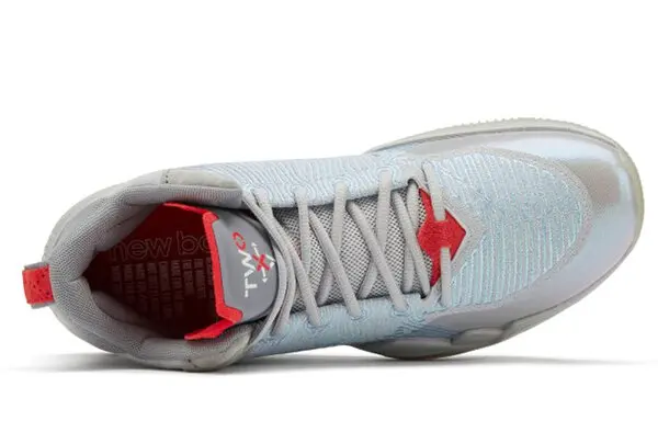 NEW BALANCE Two Wxy "iridescent" Mid-top Athletic Sneakers - Light Grey/blue