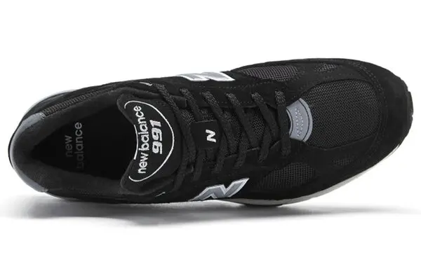 NEW BALANCE 991 Sneakers - Black