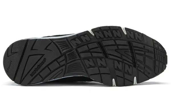 NEW BALANCE 991 Sneakers - Black
