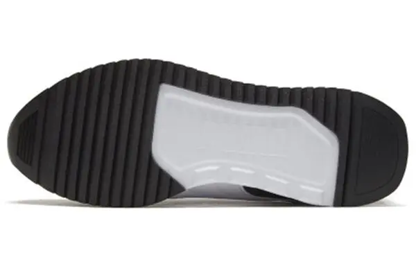 PUMA R78 Sneakers - Black