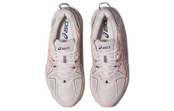 Asics Gel-kahana Low Top Sneakers
