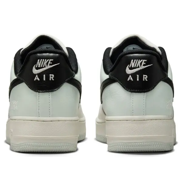 Nike Force 1 Gore-tex Sneakers