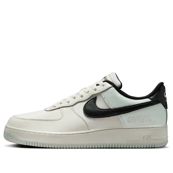 Nike Force 1 Gore-tex Sneakers