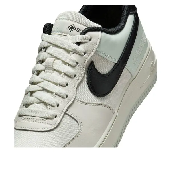 Nike Force 1 Gore-tex Sneakers