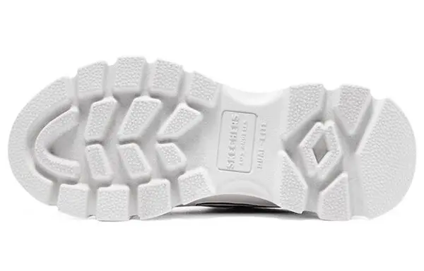 Sketchers Roadies Surge Sneakers