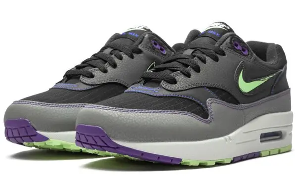 Nike Max 1 "future Swoosh" Sneakers - Black
