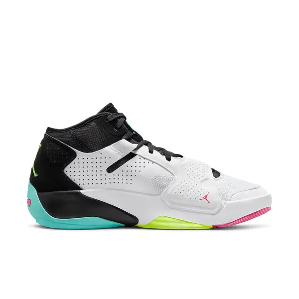 JORDAN Air Zion 2 Pf Mid Top Sneakers - White/black