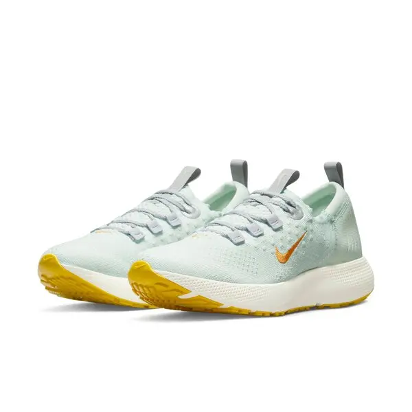 Nike React Escape Run Flyknit Sneakers - Green/orange