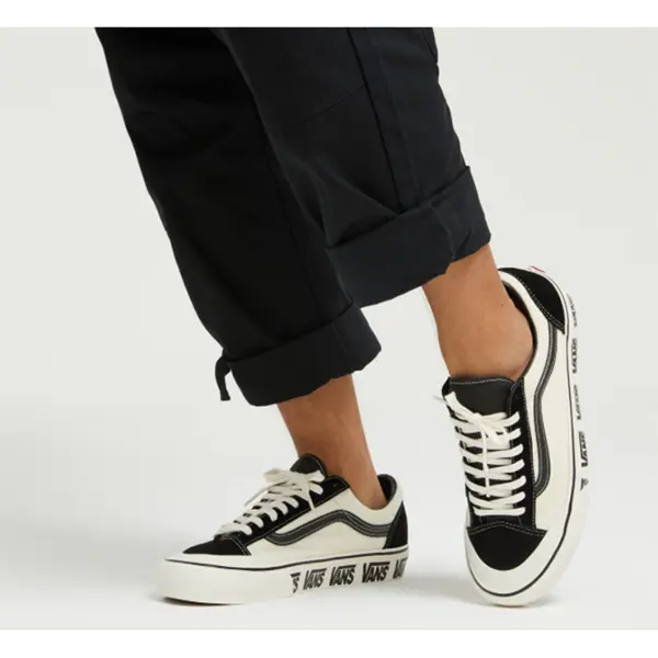 VANS Style 36 Low Top Sneakers - Black/white