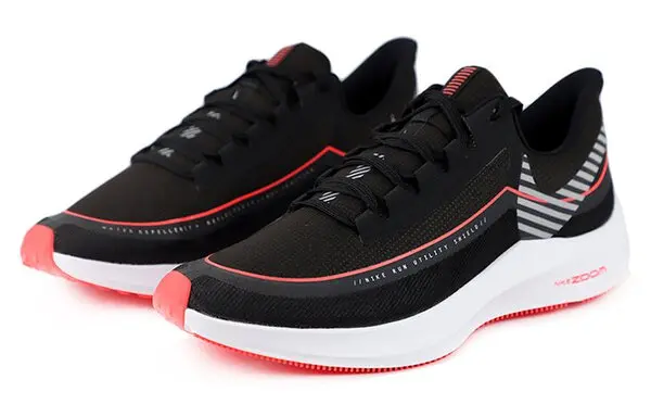 Nike Zoom Winflo 6 Shield Sneakers