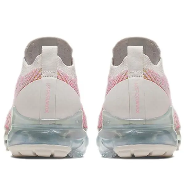 Nike Vapormax Flyknit 3 Athletic Sneakers - Pink
