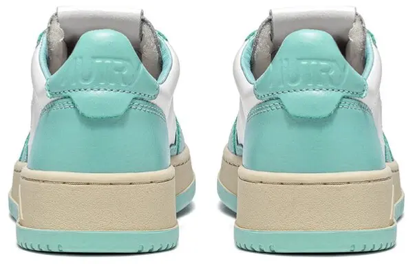 AUTRY Medalist Low Top Sneakers - White/teal