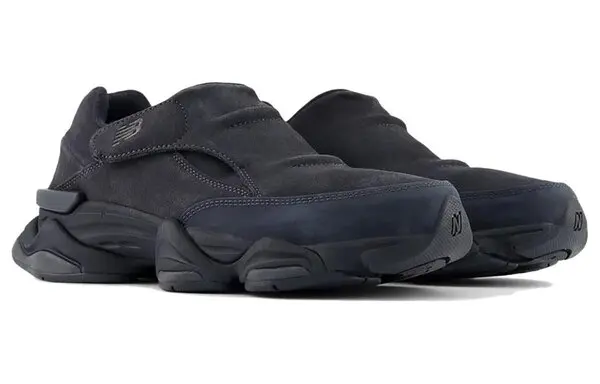 NEW BALANCE 8040 Sneakers - Black/navy