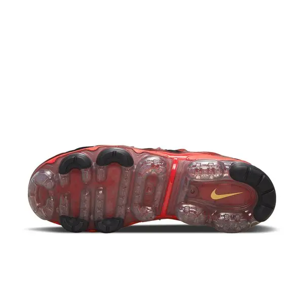 Nike Vapormax Plus Low Top Sneakers - Black/red
