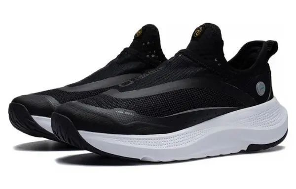 LI-NING Soft Go Sneakers