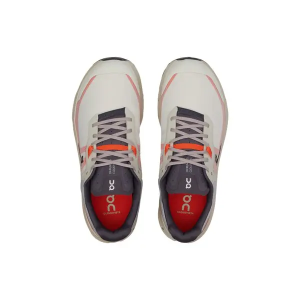 On Cloudvista 2 Sneakers - Ice/flame