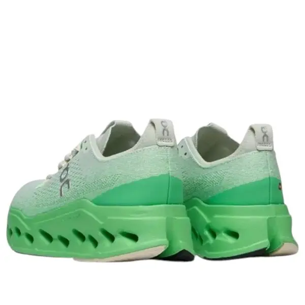 On Cloudsurfer Max Sneakers - Mineral/honeydew