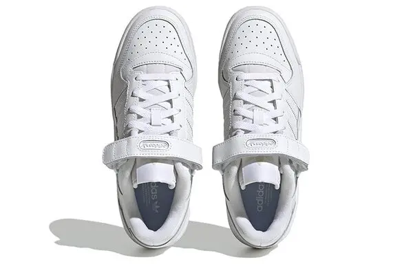 Adidas Forum Low Sneakers