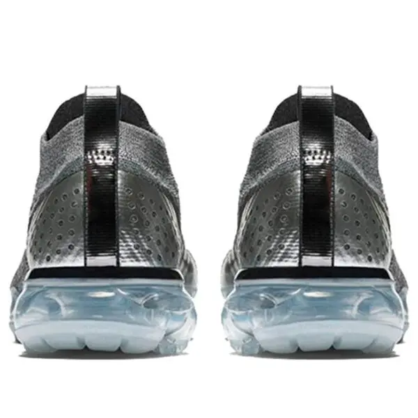 Nike Vapormax Flyknit 2 Sneakers - Gray/white